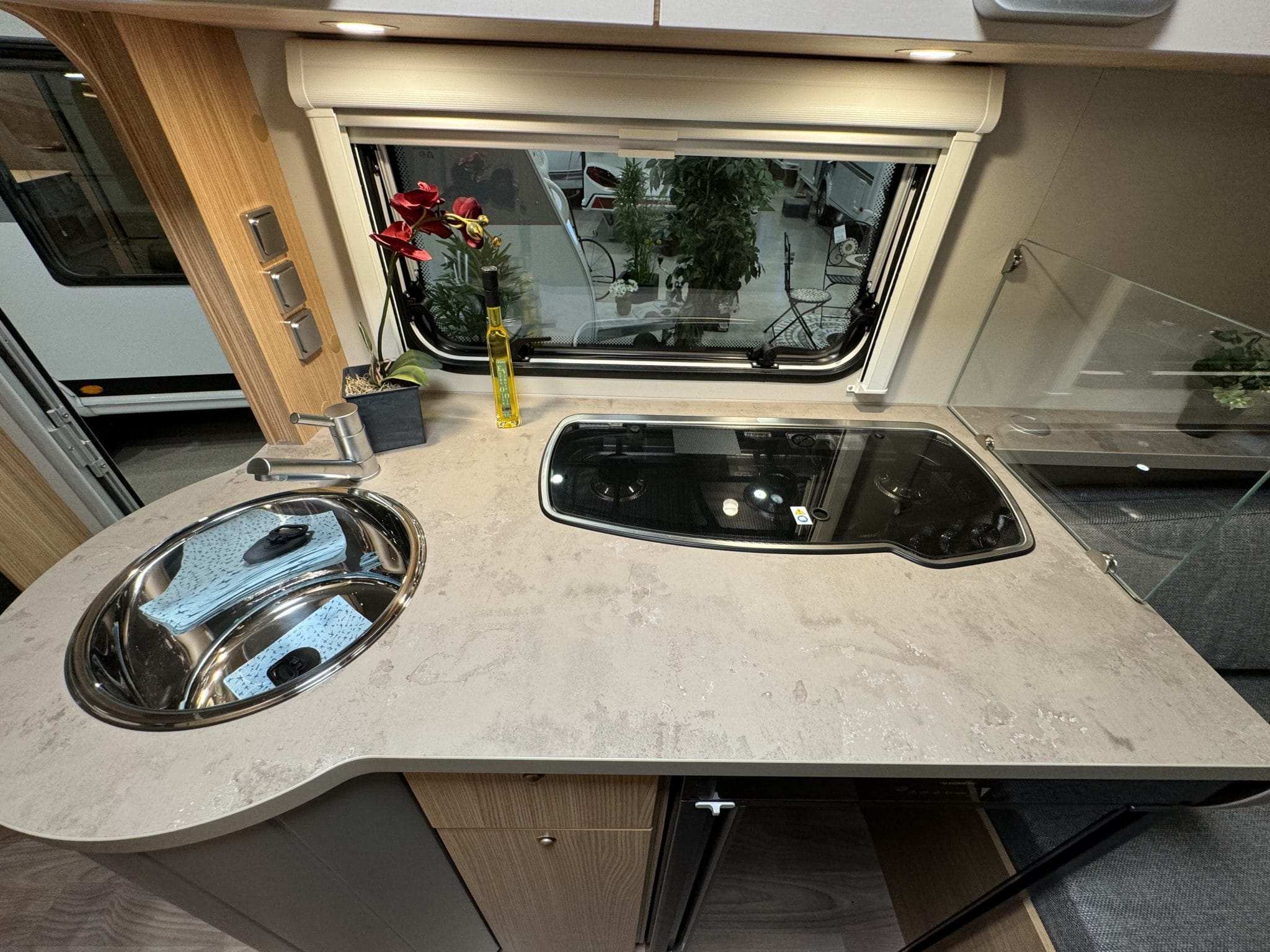 TAB 400 TD METROPOLIS m/Truma miðstöð árgerð 2025 er væntanlegur ...