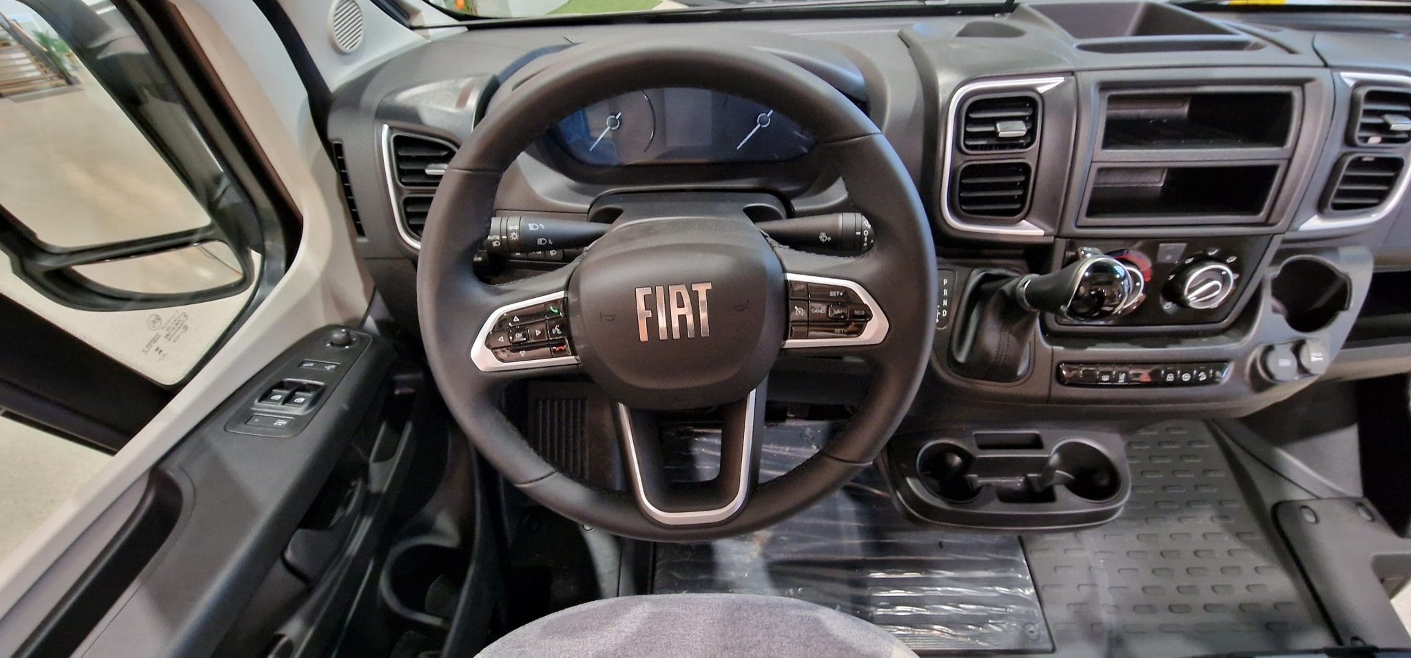 LMC Innovan 640 Fiat Ducato Húsbíll 2025 er uppseldur – Útilegumaðurinn ehf